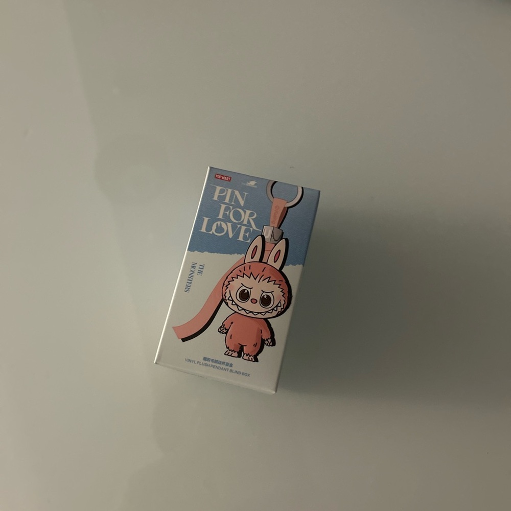 unopened new POPMART Labubu THE MONSTERS Pin For Love… - Gem